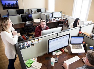 10 Amazing Chicago Companies That Are Hiring Now